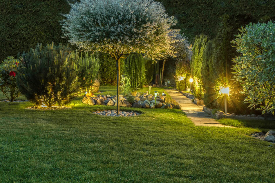 How To Splice Low Voltage Landscape Lighting Wires? - LampHQ