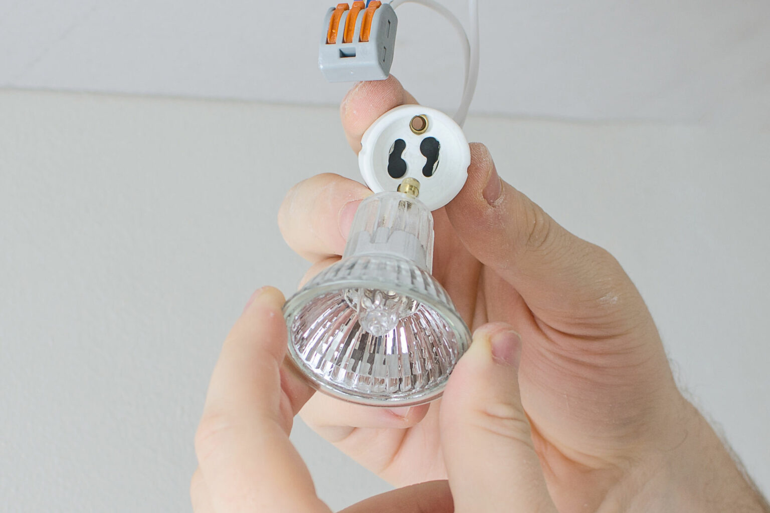 What Are The Different Bulb Types For Recessed Lighting? - LampHQ