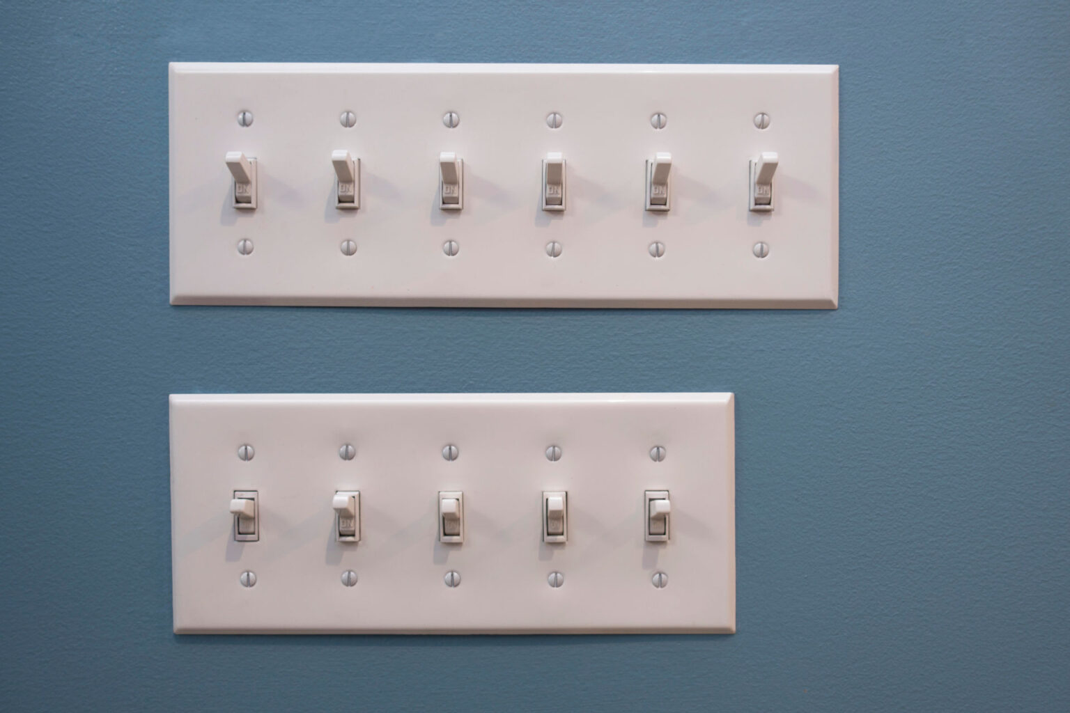 How Many Lights Can be on One Switch? - LampHQ