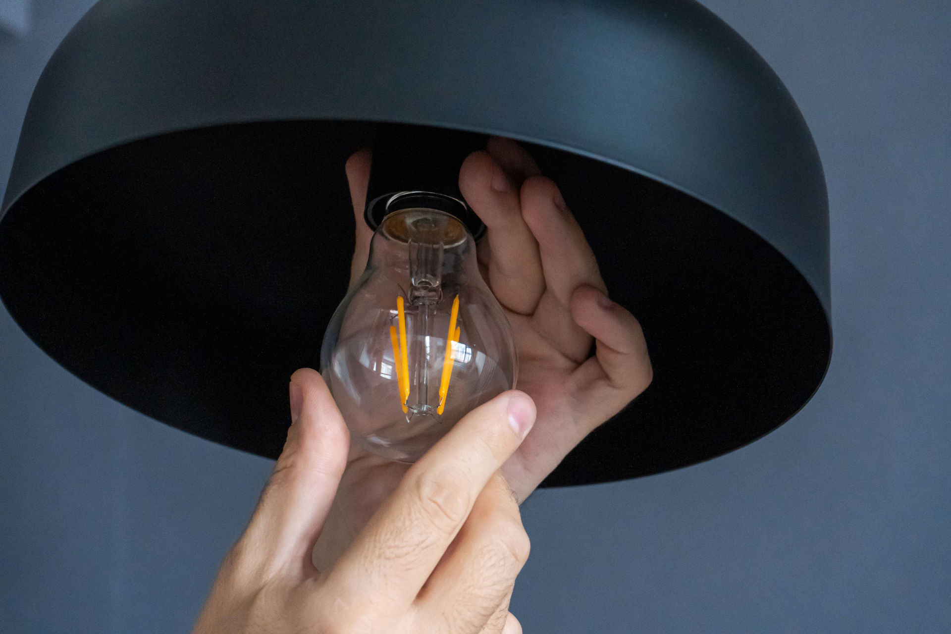 Replacing Integrated LED Lights: Possible or Pipe Dream? - LampHQ